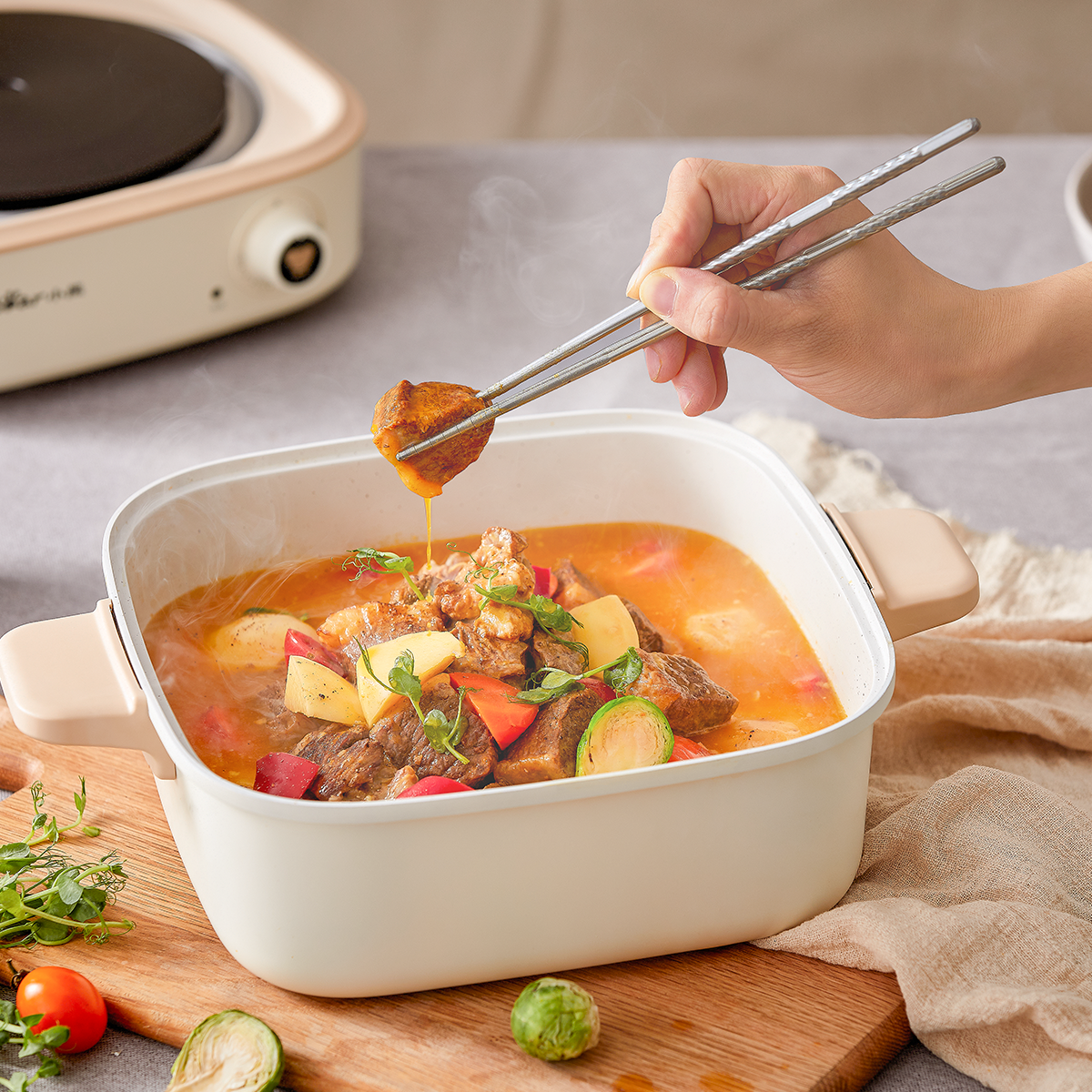 Multifunctional Electric 1500W Hot Pot Cooker 4.0L - Bear Malaysia